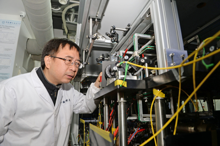 Breakthroughs in Quantum Communication and Quantum Computing----Chinese ...